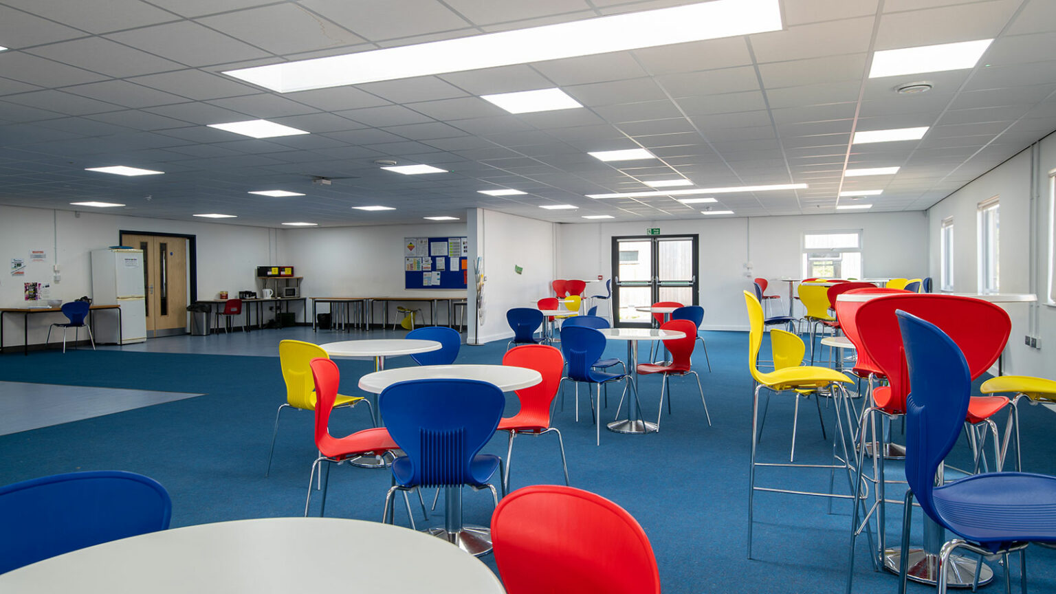 Biddenham International School and Sports College - Netzero Buildings